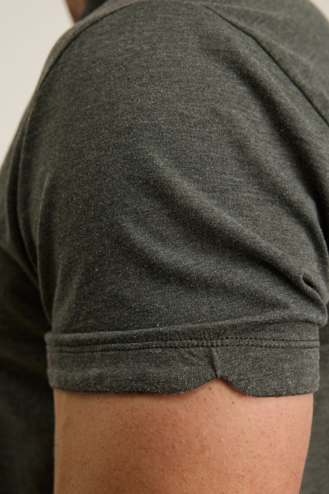 VAN TRIBLEND SHORT SLEEVE POLO – Velvet by Graham & Spencer